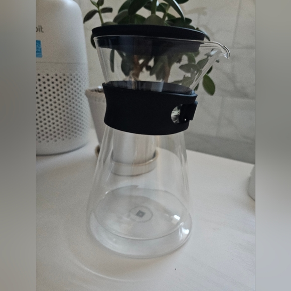 Nespresso | Kitchen | Nespresso Black And Clear Coffee Carafe | Poshmark